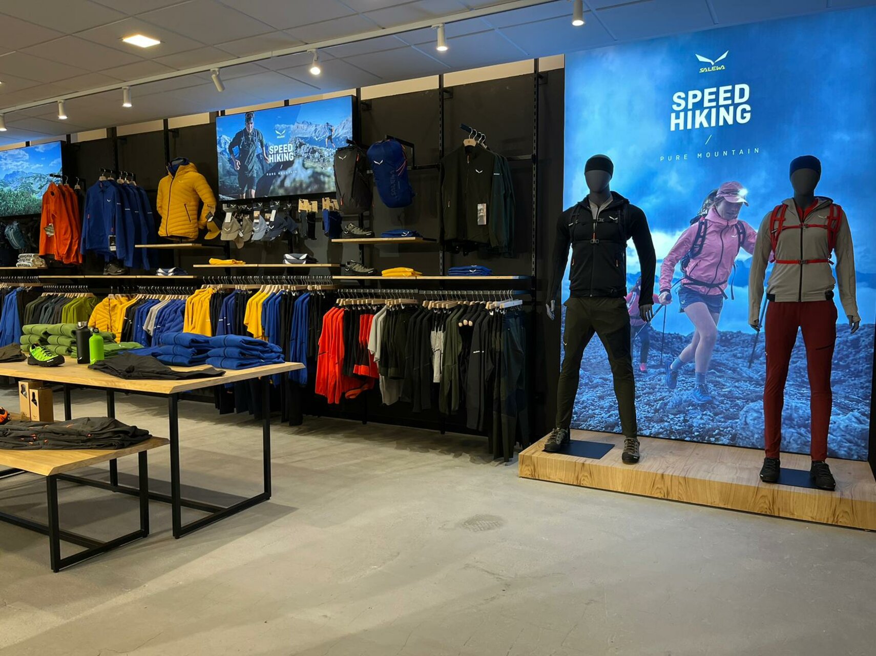 VERTIC | SABADELL | Mountain Shop